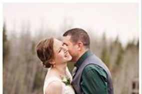 Janelle Webster Photography - Canada Wedding Guide