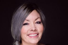 Martine Ricard - Celebrante Urbaine - Canada Wedding Guide