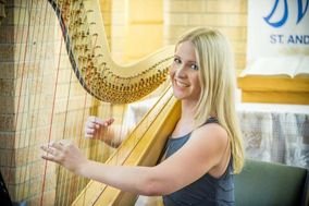 Veronica Ward - Harpist - Canada Wedding Guide
