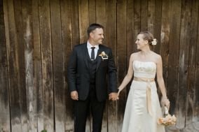 Katia Taylor Photography - Canada Wedding Guide