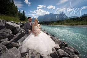 Ember Photography - Canada Wedding Guide