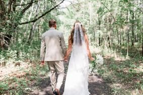 Fast Photography - Canada Wedding Guide