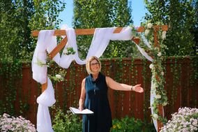 Sharon Barwick Weddings - Canada Wedding Guide